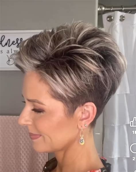 Pin By Anita Robinson On Hair Short Hair Images Hair Color And Cut