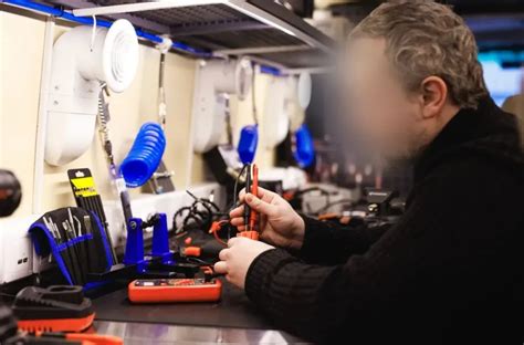 У військові частини почнуть надходити мобільні майстерні для ремонту і