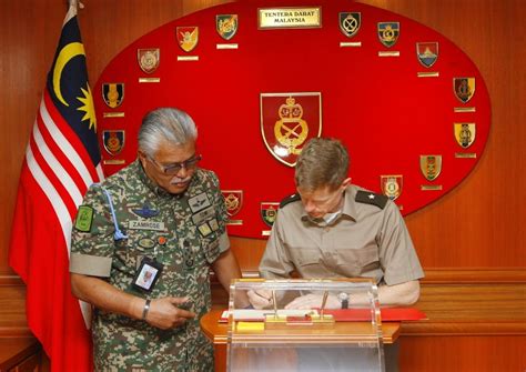 Usasac Leadership Talks Modernization With Malaysian Army Article