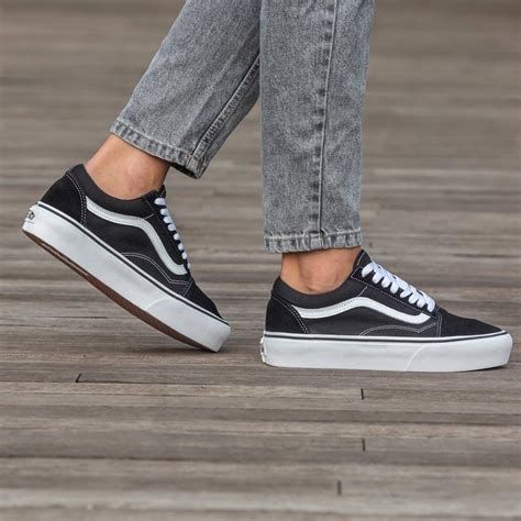 Женские кеды Vans Old School Platform — ціна 2530 грн у каталозі Кеди Купити жіночі речі за