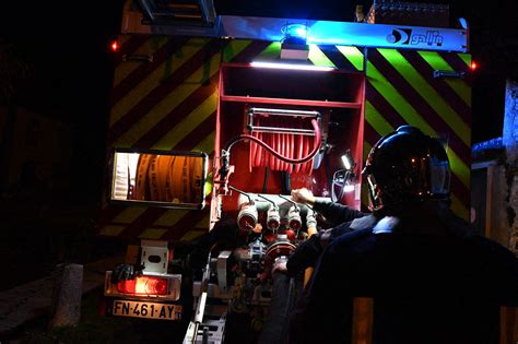Un incendie se déclare dans un bureau de tabac au cœur de la nuit dans