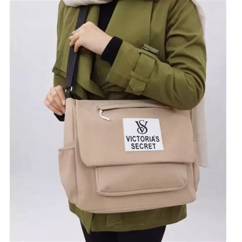 خرید و قیمت کیف دانشجویی اسپرت رنگبندی ارسال رایگان از غرفه ارزانسرای کیف،شال و روسری و لباس بیتا