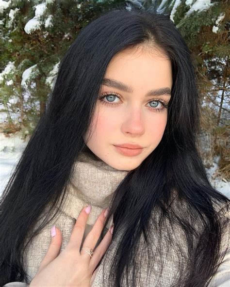 Pin Em Cold Girls