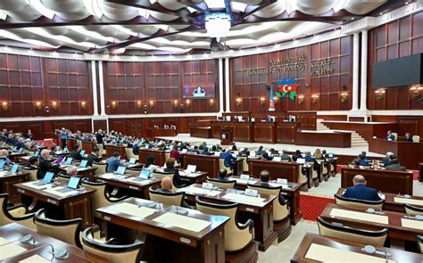 Azerbaijani Parliament Adopts Amendments To Migration Code In Third