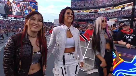 Following Dakota Kai Former Nxt Champion Teases Wwe Return