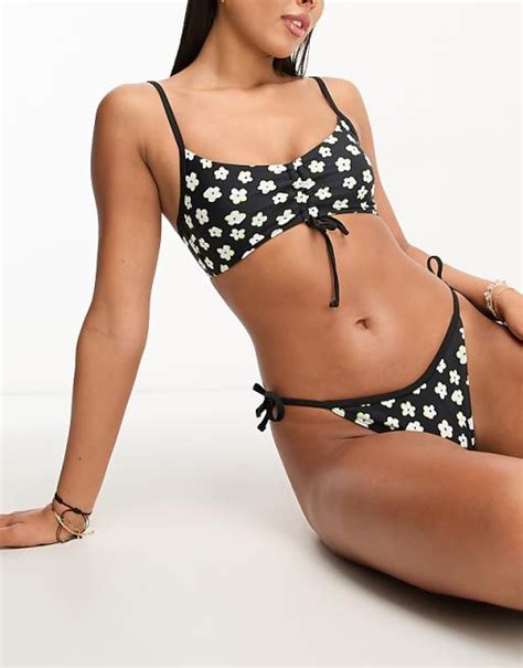 New Look Ruched Front Bikini Top In Daisy Floral Asos