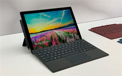 Microsoft Surface Pro 7 Patente mostra conexão USB C e nova capa