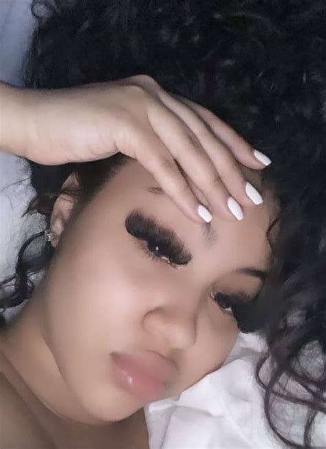 Pin By Olivia Nwigwe On Makeup Ideas Pretty Lashes Lash Extensions Styles Lashes Fake Eyelashes