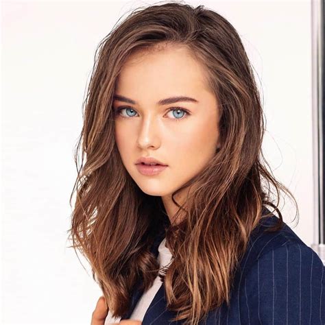 クリスティーナ・ピメノヴァさんのインスタグラム写真 クリスティーナ・ピメノヴァinstagram 「💙by Alenakunda