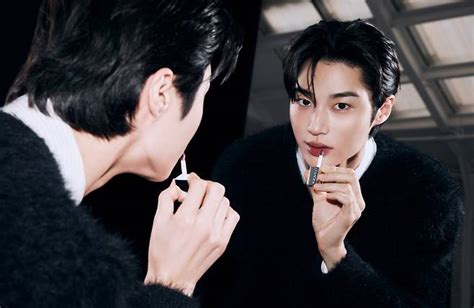 변우석 크리니크 뷰티 화보 첫 공개