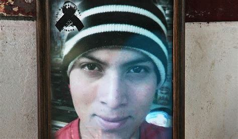 Exhumarán Cuerpo De Normalista José Cárdenas