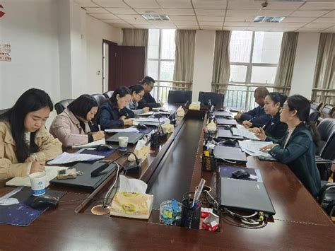 乐山师范学院经济管理学院与乐山市人社局洽谈职业培训事宜 乐山师范学院经济管理学院