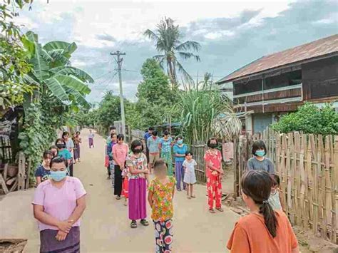 ရွှေနွယ်သွေး လူထု သပိတ်စစ်ကြောင်းက ဖက်ဆစ် စစ်တပ် တော်လှန်ရေး ချီတက် ဆန္ဒပြ Khit Thit Media