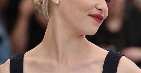 Emilia Clarke Imgur