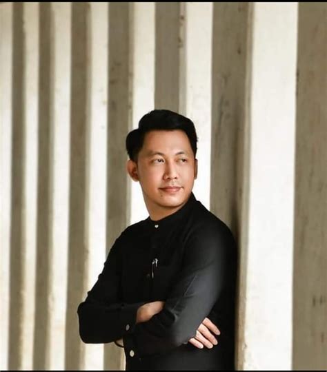 လင္းသိုက္ၫြန္႔ စာေပဗဟုသုတ Facebook