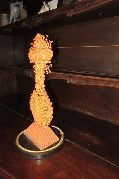 Croix Reliquaire Avec Paperolles époque 19ème Sarl Cave