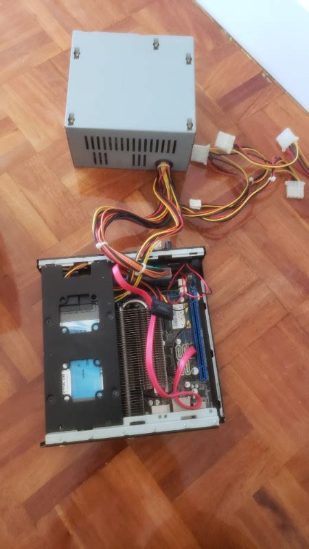 Mini Pc With Windows 10 Amd E350 Apu Desktop Computers City Of Toronto Kijiji