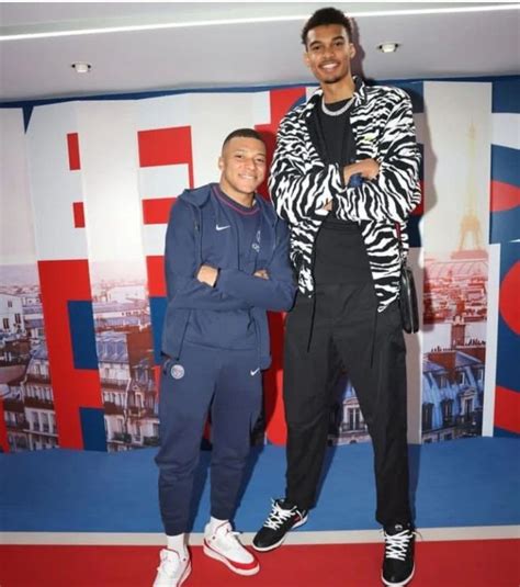 Kylian Mbappe after PSG Marseille 16 10 2022 Basket ball drôle