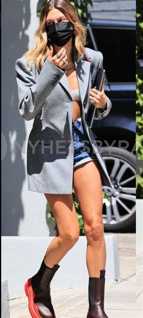 Hailey Baldwin Hailey Bieber Jeans Pants Sweater Dress Sweaters Dresses Fashion Flare Leg