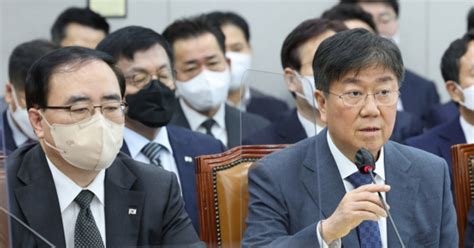 청담동 술자리 의혹에···김대기 尹 사무실에 있었다 가짜뉴스