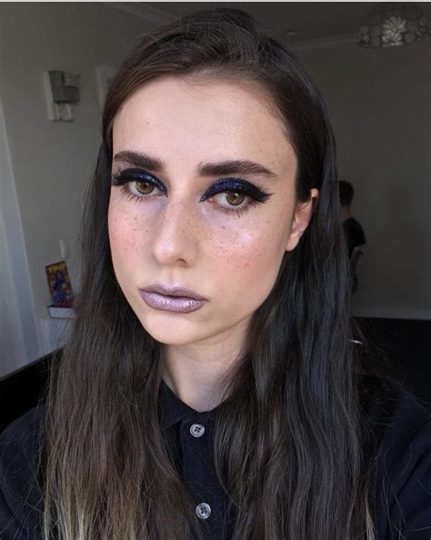 An Old Makeup Look I Did 🤧 Scrolller