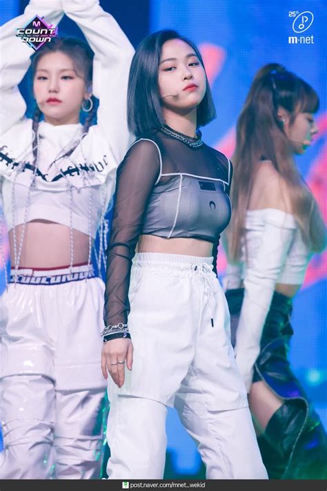 200326 M Countdown Wannabe Itzy Ryujin Chicas Programa Musical Ropa
