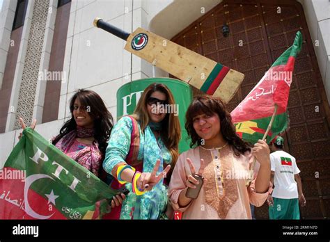 Imran Khan Cricketer Pti