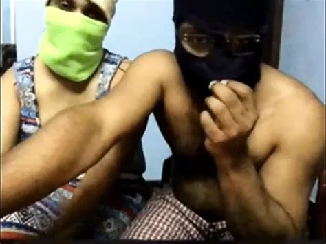Un Couple Desi Vit Une Séance De Cocufiage Avec Un étalon Partie 1