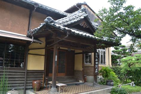 化粧水湧いてる？別府「山田別荘」のトロトロ美肌湯がもはやコスメ級！ 大分県 トラベルjp 旅行ガイド