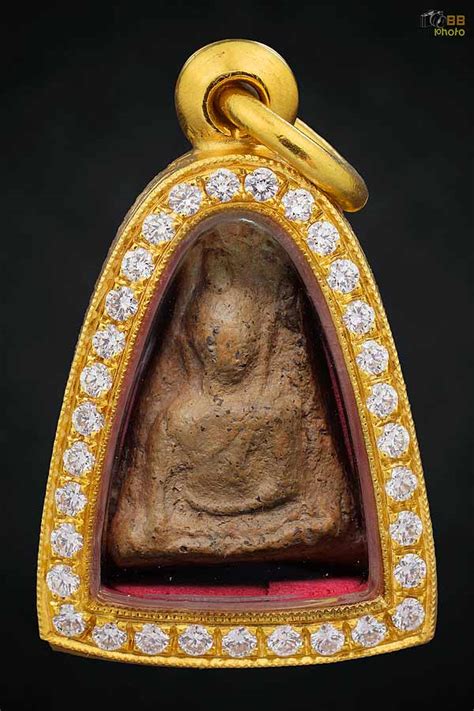 พระนางพญา อกนูนเล็ก สวยมีหน้าตา พระล้านนา คอม เว็บ พระเครื่อง พระบูชา