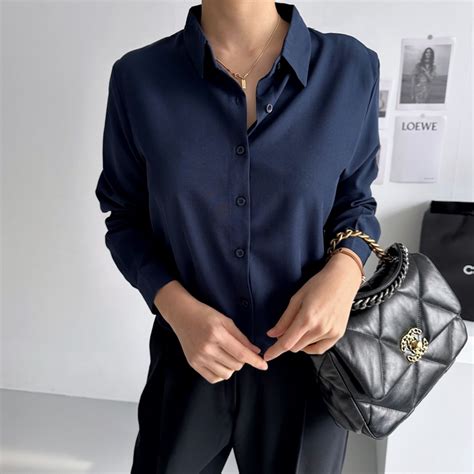 슈슈벨르 링클프리 세미 크롭셔츠긴팔 블라우스 하객룩 핑크 화이트