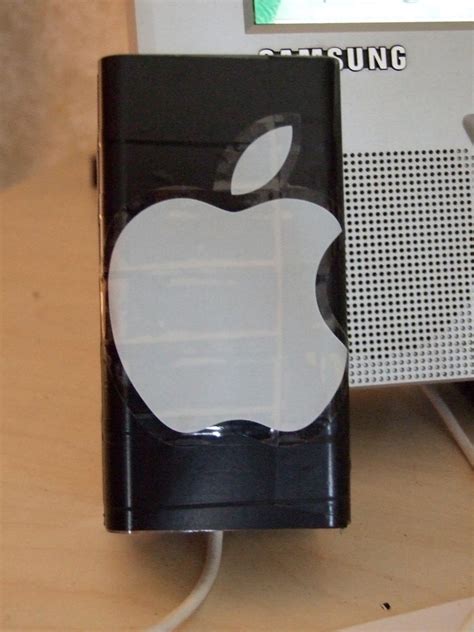 Make Your Own Ipod Nano Dock With Out Of The Box Objects 6 Steps