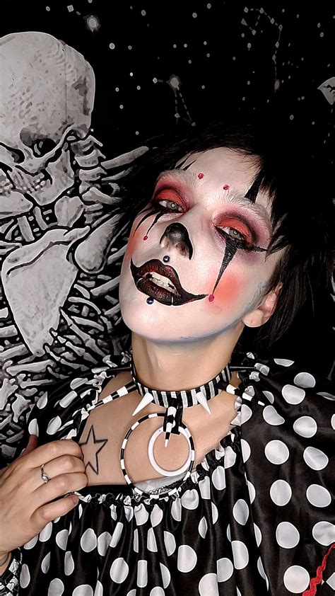 Red And Black Creepy Goth Clown Runconventionalmakeup