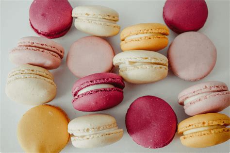 10 Of Our Favorite Macaron Flavors Chloe Johnston Experiences