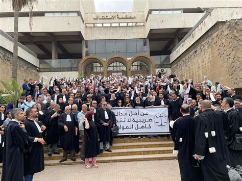 محامو البيضاء يقررون تعليق مقاطعة الجلسات
