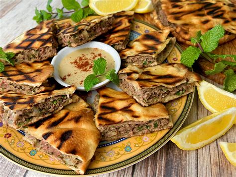 Arayes Lebanesemiddle Eastern Meat Stuffed Pitas Dish Off The Block
