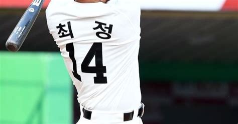 사진 최정또 넘긴다 연타석 홈런포