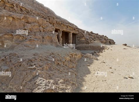 The Rock Tombs Of Beni Hassan Between Minya And Mallawi Fotos Und