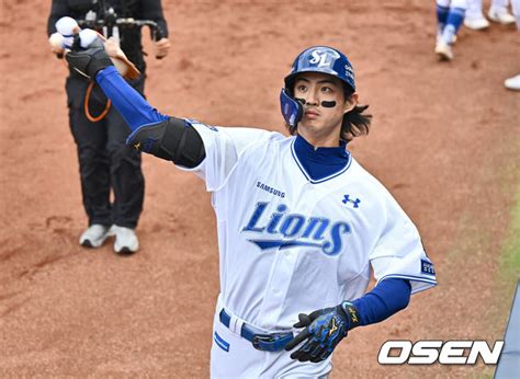‘스리런 폭발 1차전 Mvp→구토 증세 구자욱 3번 좌익수 선발 출장 어제보다 좋은 상태이 정도는 참고 뛰어야 Po2
