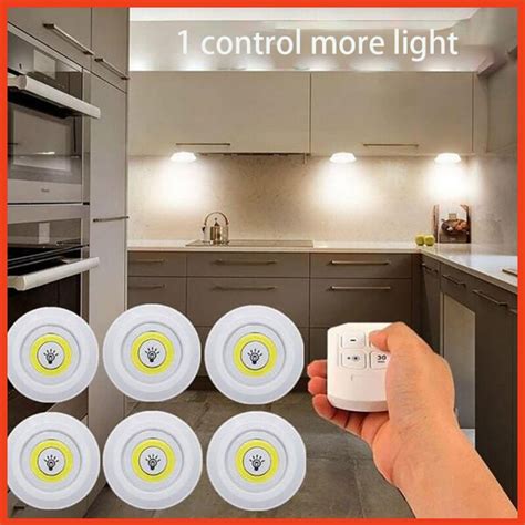 Đèn Led Dán Tủ Kệ Trưng Bày Mô Hình Dán Tường Thông Minh Cảm Biến Kèm
