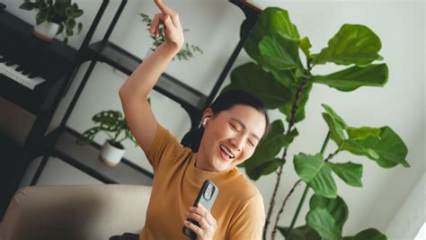 The Science Behind Why People Remember Song Lyrics And Movie Quotes