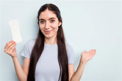 What Is Panty Liners How To Wear And Its Uses Bliss Natural