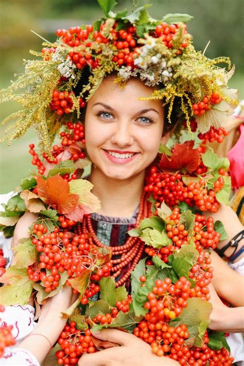 Музей живої історії Мамаєва Слобода Одноденний тур до Києва з проживанням в Козацькому