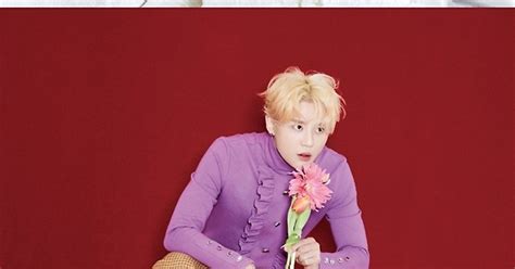김준수 드라큘라 화보 공개 매 순간 집중해 연기
