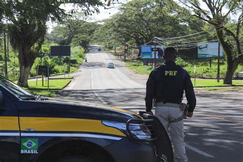 Sedan Adulterado é Recuperado Pela Prf Em Teixeira De Freitas Ba