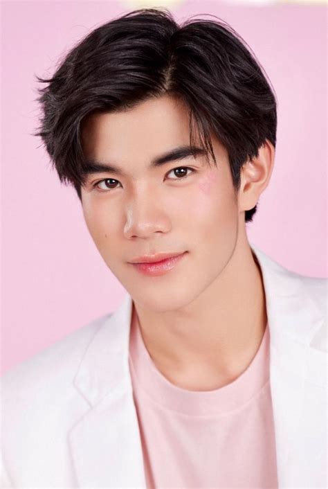 Photo Gallery หล่อละมุนขั้นสุด น้องฉัตร จัดให้ เจมีไนน์ โฟร์ท กับเช็ตภาพวาเลนไทน์