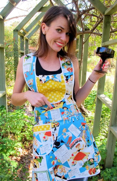 Shake It Up Everyday Housewife Apron Tuxedo Style Apron Medium 43