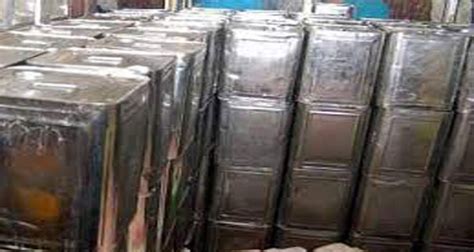 Huge Stock Of Adulterated Edible Oil Seized In Nagpur
