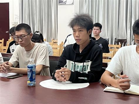 熠熠青春，研梦启航｜土木与建筑工程学院2023年秋季学期生涯规划与学业咨询活动第二期顺利开展 土木与建筑工程学院