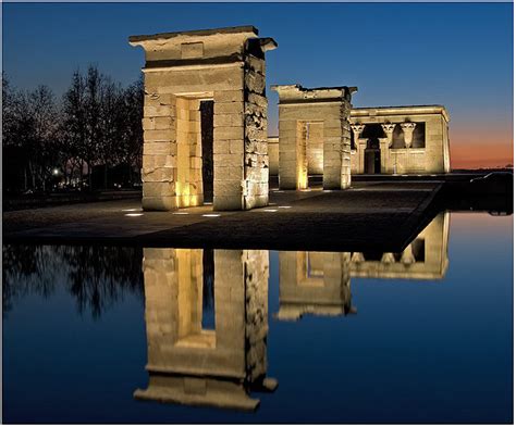 El Templo De Debod En Madrid